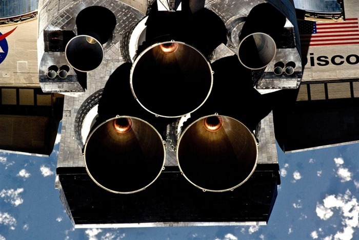 Space Shuttle Discovery's Last Mission | Amusing Planet